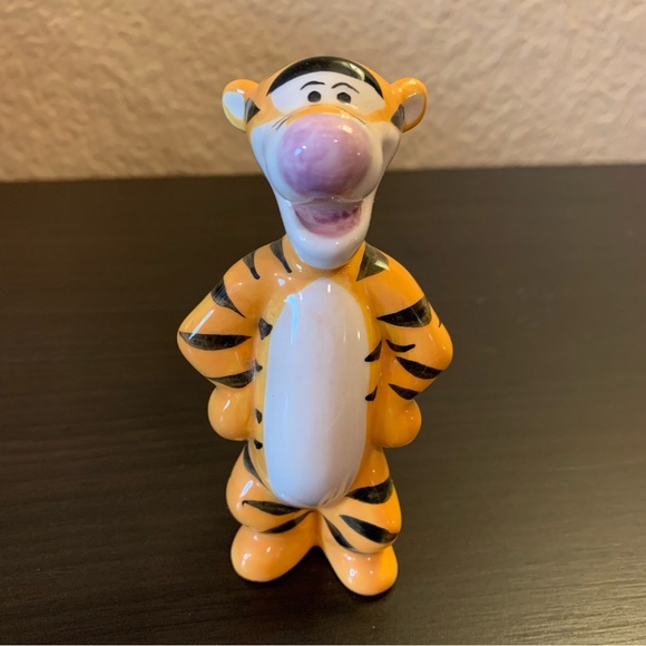 Disney | Accents | Disney Tigger Winnie The Pooh Ceramic Figurine ...